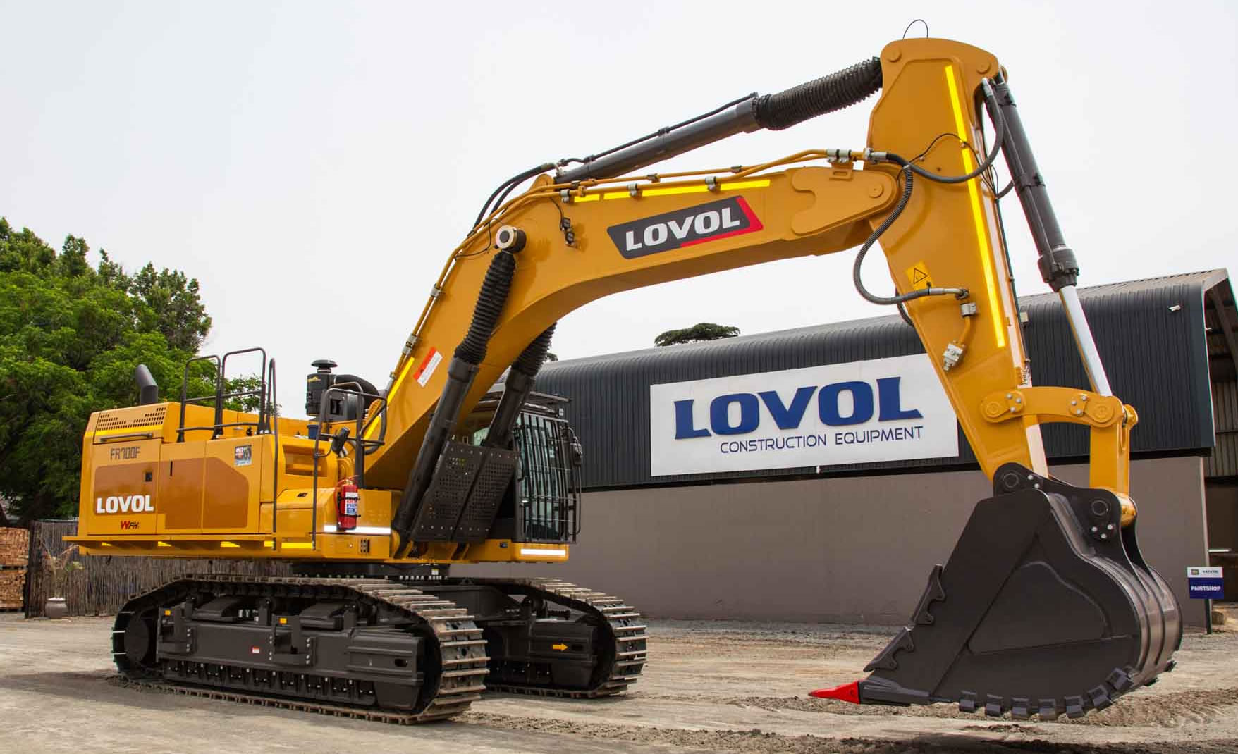 Excavadoras sobre orugas lovol FR700 - VialFe