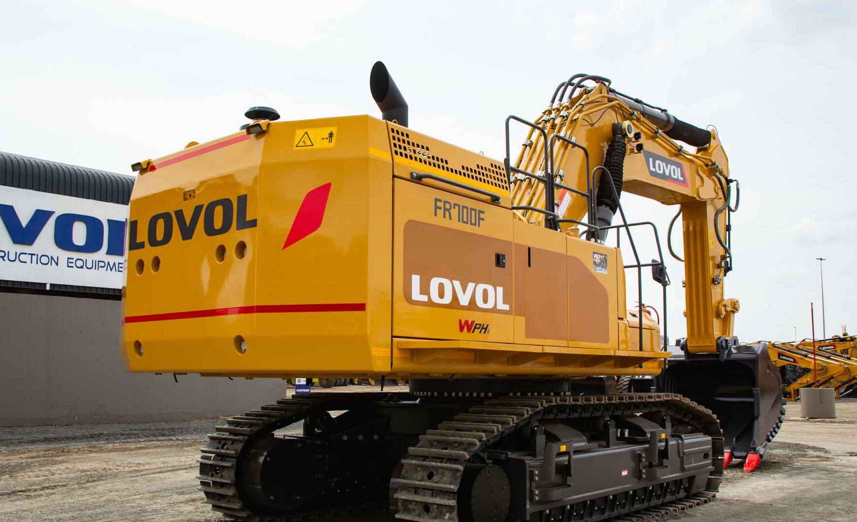 Excavadoras sobre orugas lovol FR700 - VialFe