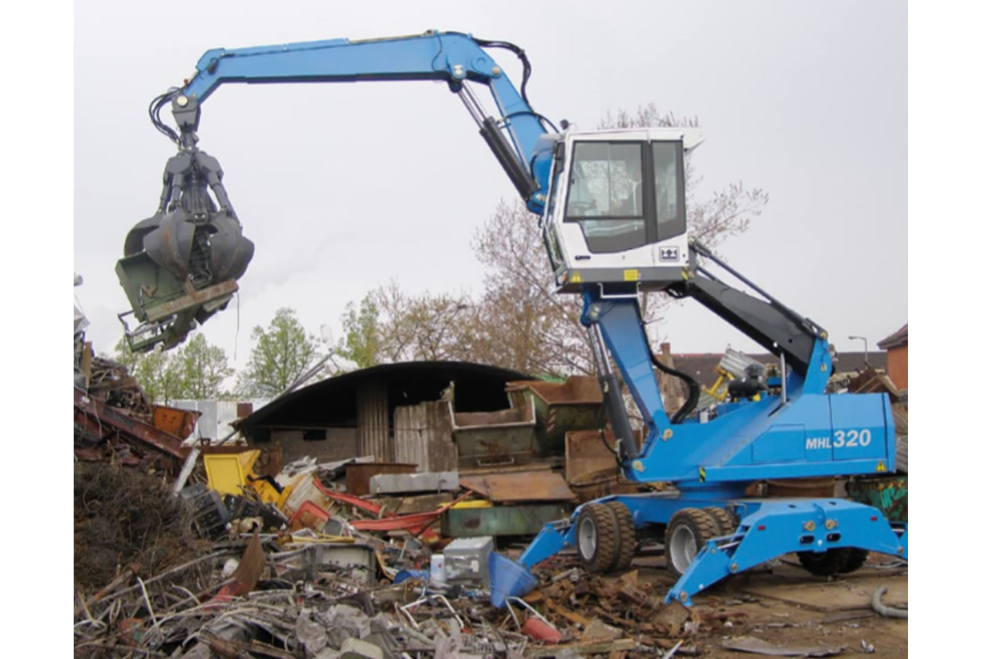 Manipuladores de materiales fuchs MHL320 - VialFe