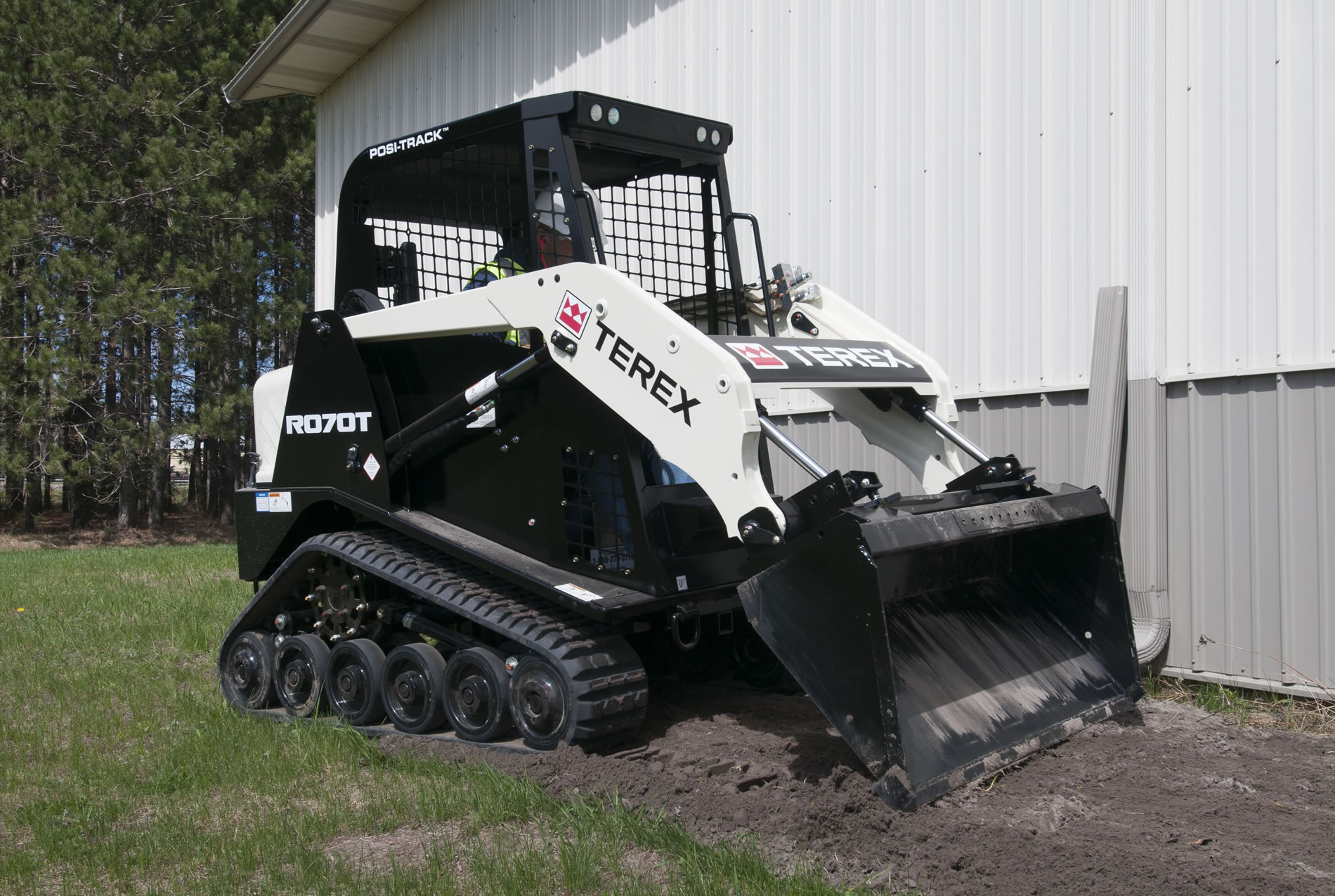 Minicargadoras sobre orugas terex R070T - VialFe