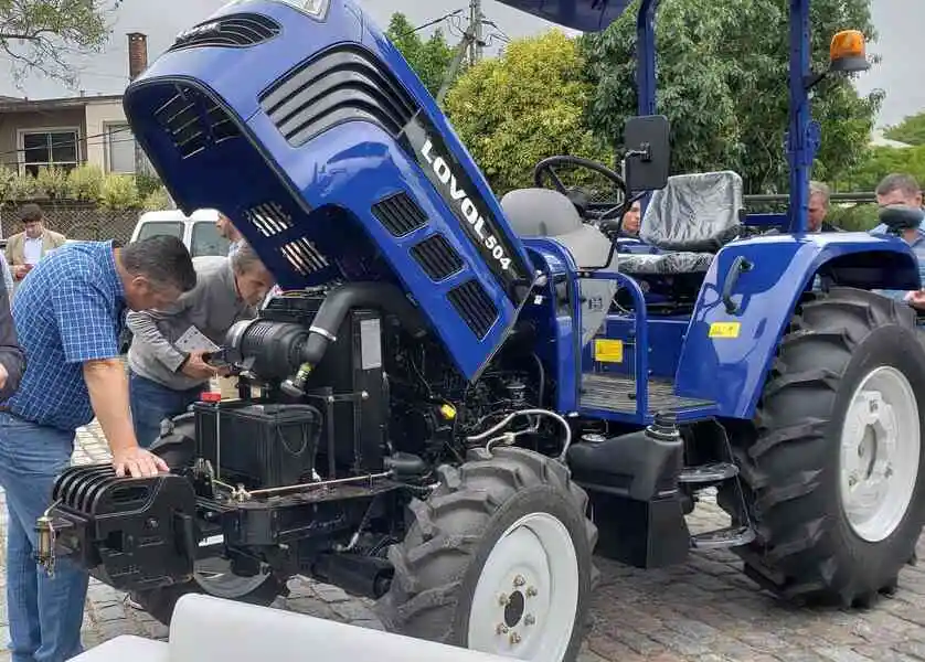 Tractores lovol TB504 - VialFe