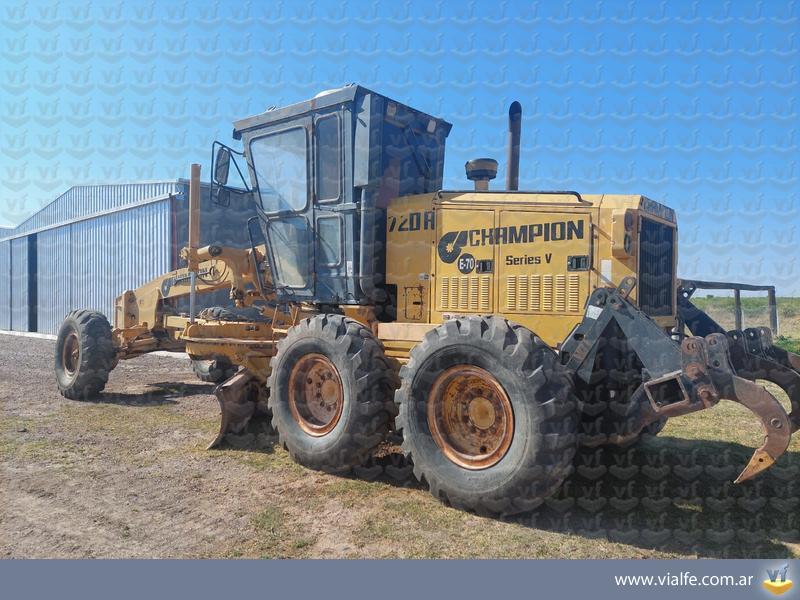Motoniveladoras Champion 720A Serie V - VialFe
