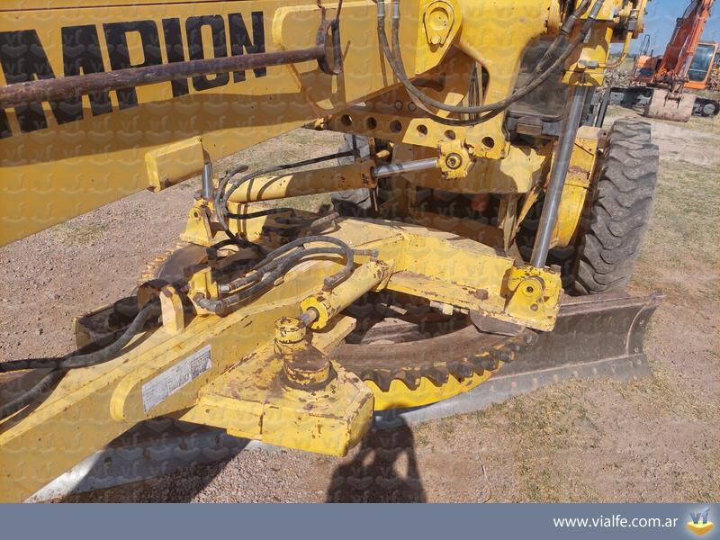 Motoniveladoras Champion 720A Serie V - VialFe
